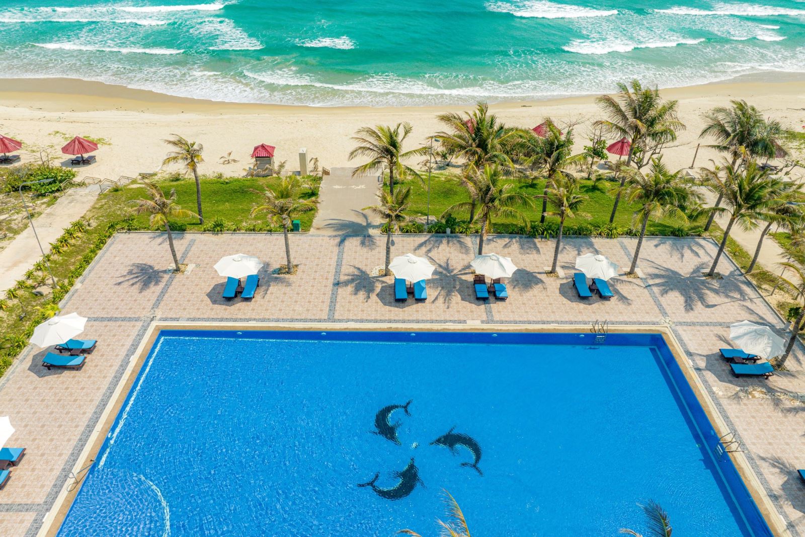 Ocean Waves Resort Cam Ranh